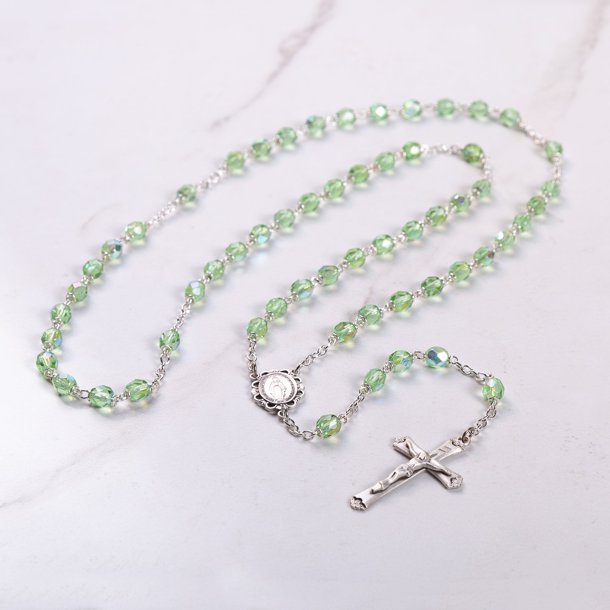 Bohemian Glass Birthstone Rosary – Peridot / August | The Catholic Company®